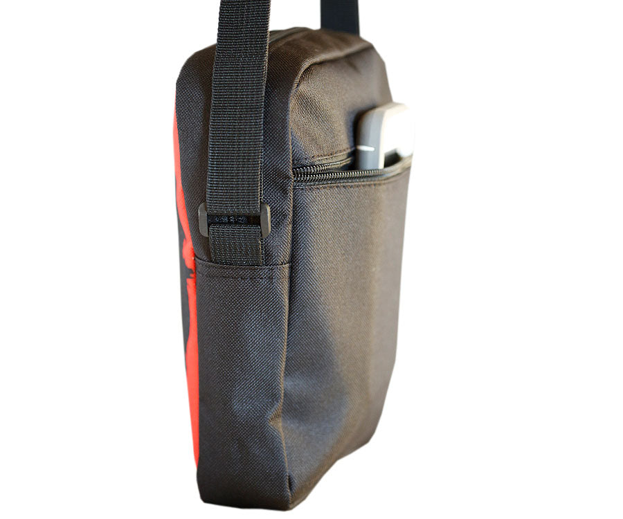 Che Guevara black and red nylon crossbody bag – theCHEstore.com